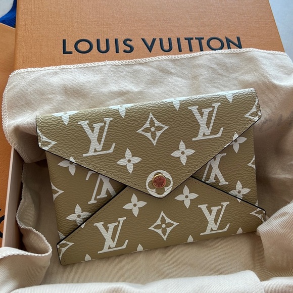Louis Vuitton | Bags | Louis Vuitton Tan And White Kirigami Monogram ...